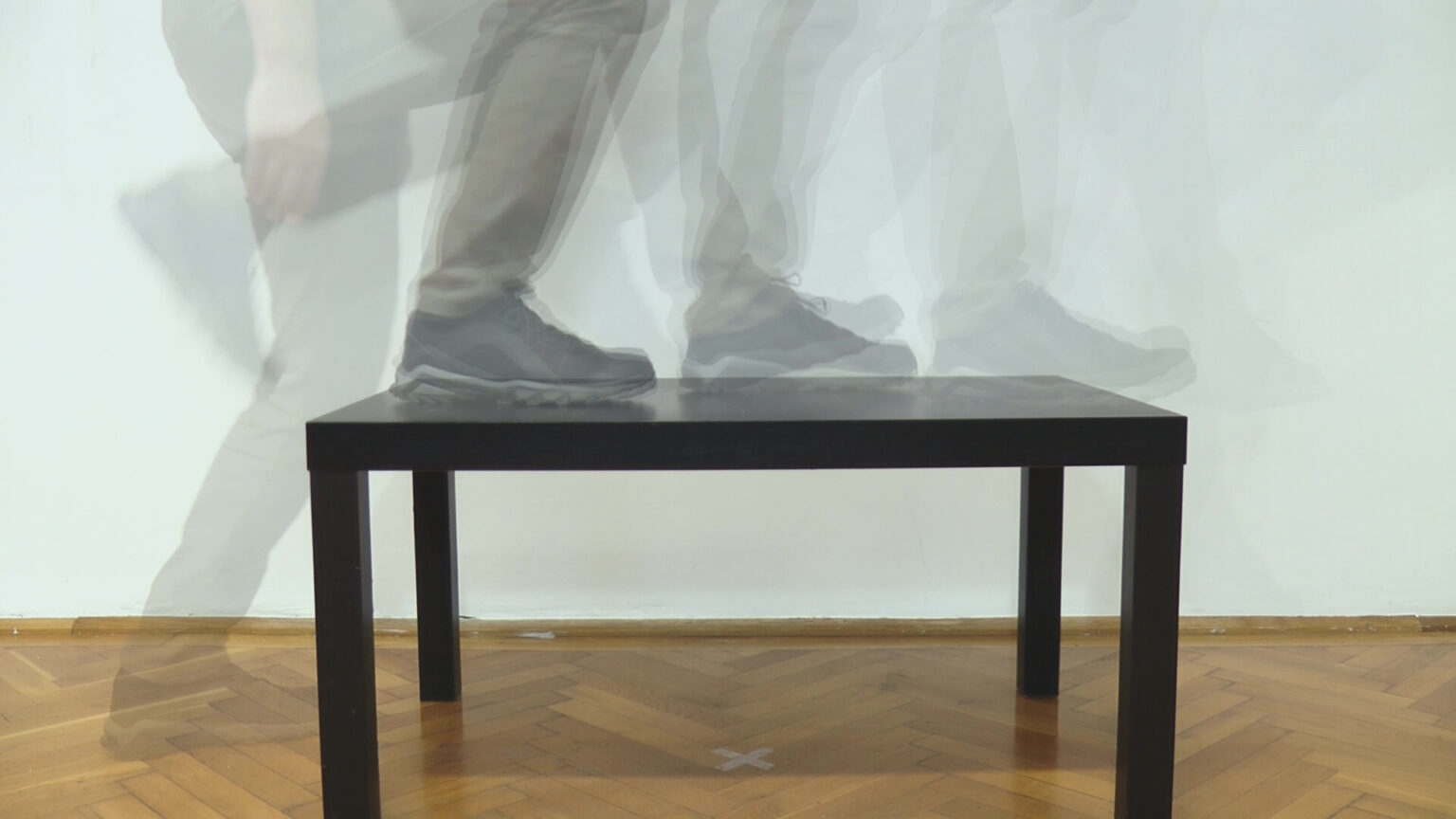 ROLAND WEGERER - Performance based Media Art